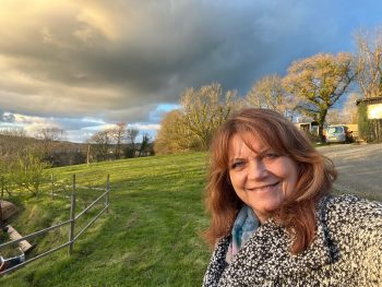 Massive Easter weekend, REELS! And seven days of sneaky peeks - Debbie ...